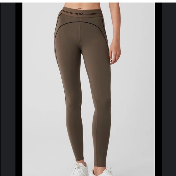 ALO Yoga | Pants & Jumpsuits | Alo Yoga Olive Tree Heart Throb Leggings ...